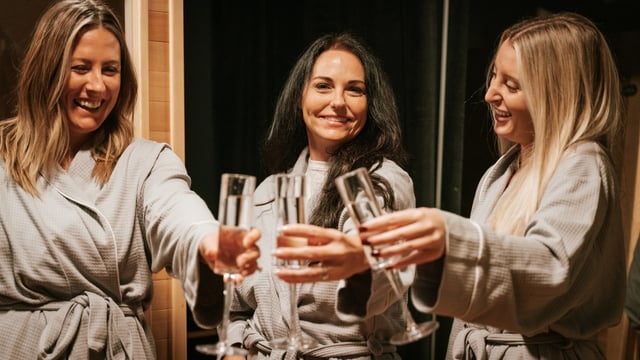 Private & Group Spa Experiences in Cincinnati | Omega Beauty